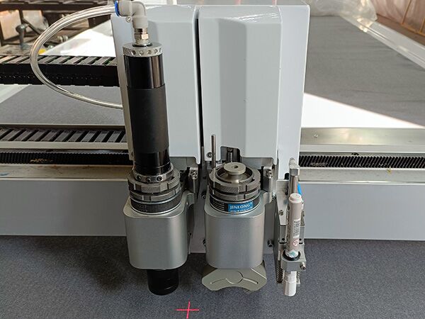 Automatic Pre-Insulated Duct Cutting Machine